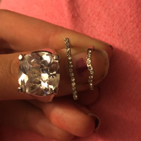 Jewelry | Nwot Fake Diamond Ring Set | Poshmark